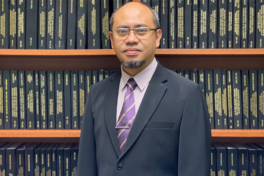 STAFF – Graduate School of Business