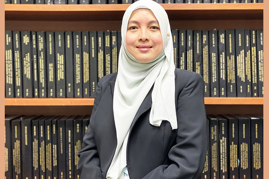 STAFF – Graduate School of Business